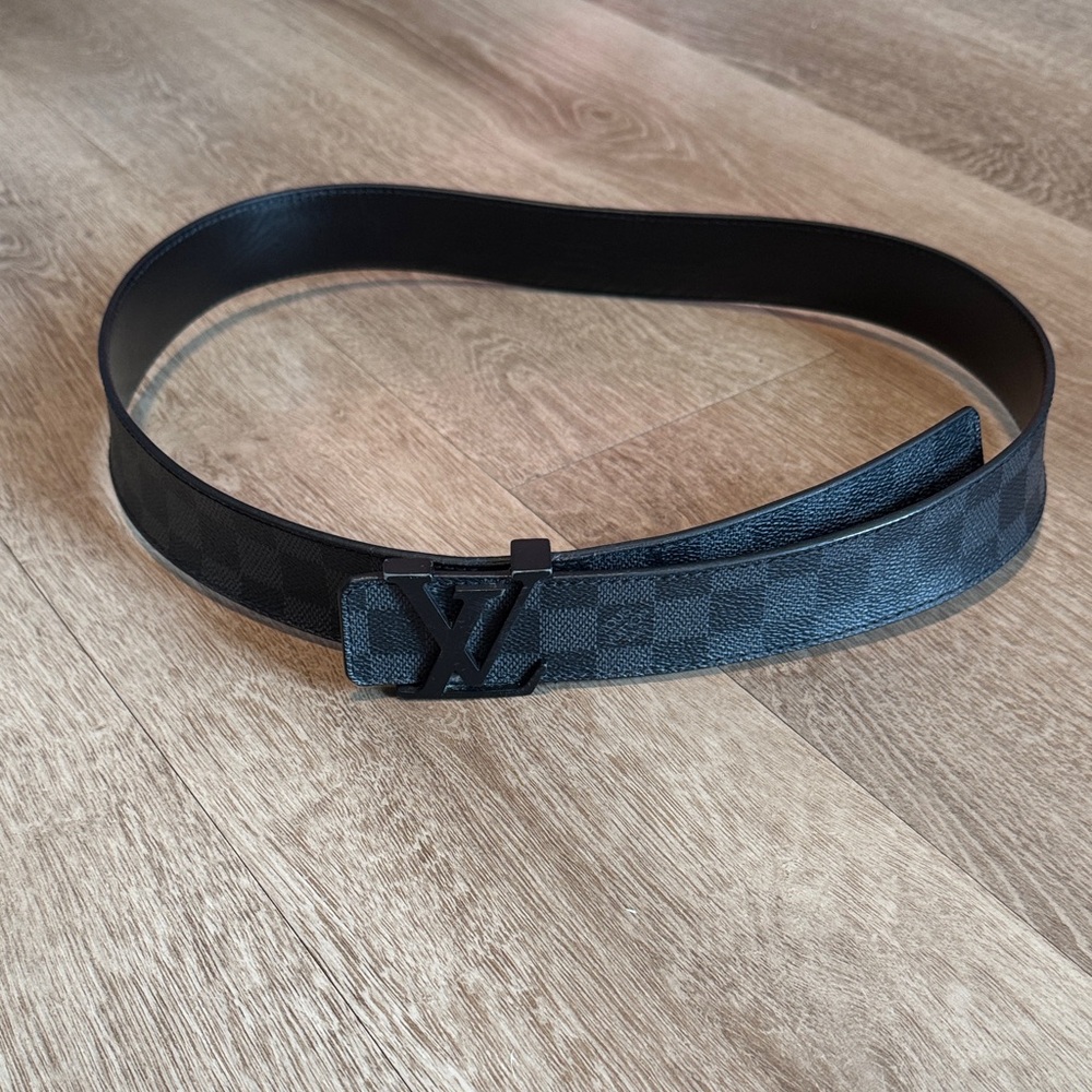 Louis Vuitton Men's Black Checkered Belt - Gem